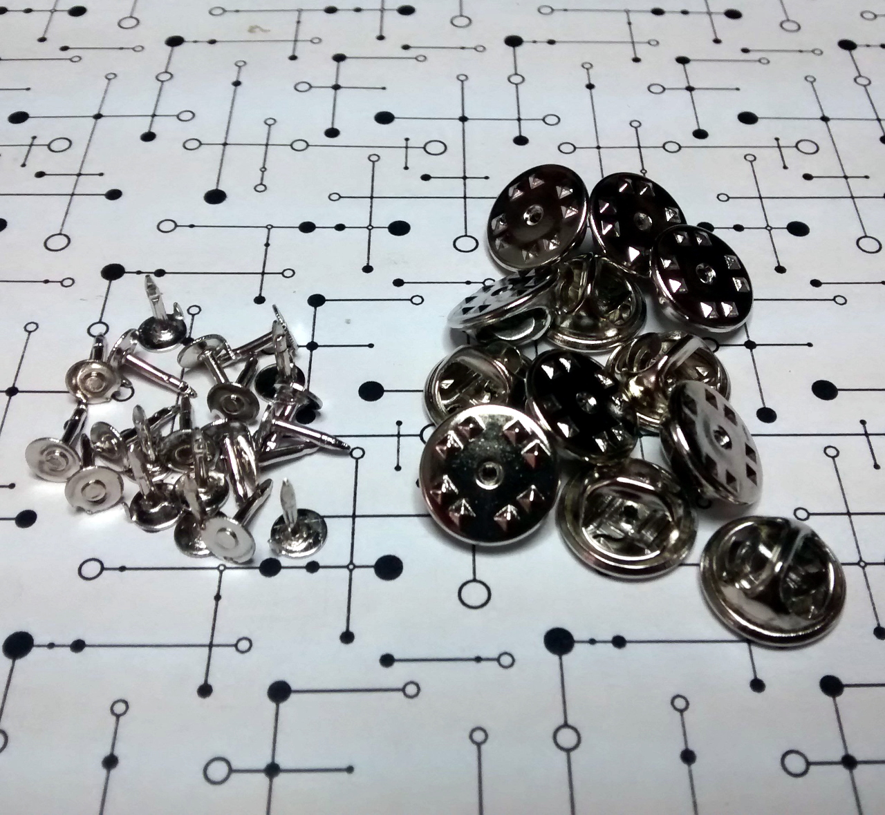 PCB Lapel Pins From Vector Images In Diptrace – mozzwald.com